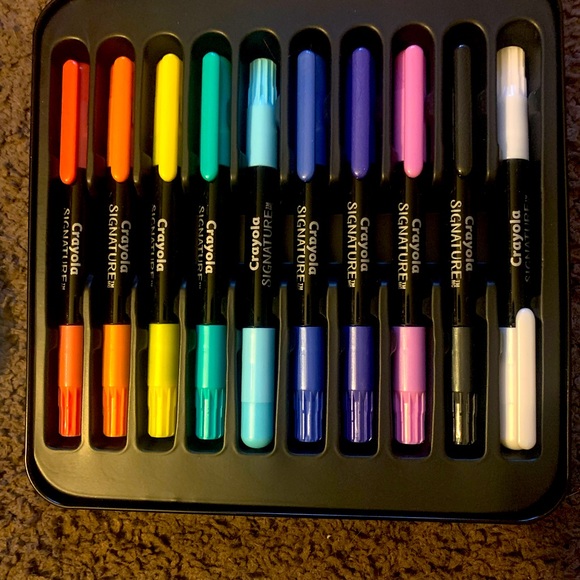 Crayola | Other | Signature Crayola Pearlescent Cream Crayons | Poshmark